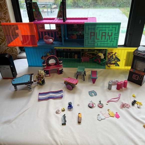 L.O.L. Surprise! | Toys | Lol Surprise Clubhouse Playset 55 Piece Mixed ...